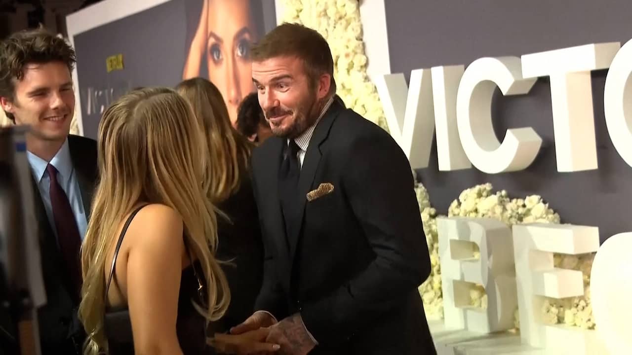 David Beckham wordt teruggefloten op première docu Victoria | NU.nl