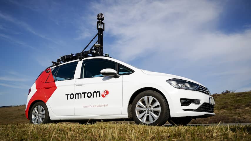 TomTom ziet omzet dalen door lagere productie autofabrikanten ...