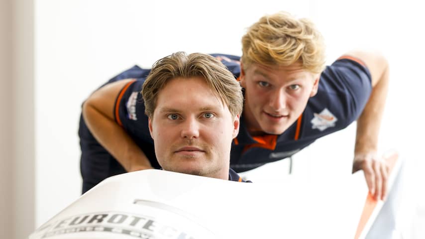Als Verstappen zonder rijbewijs een bobslee in: Koster doet het | Sport ...