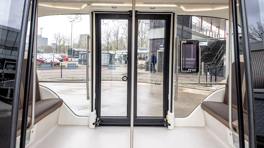 Waar is het wachten op bij de inzet van de nieuwe ParkShuttle bij ...