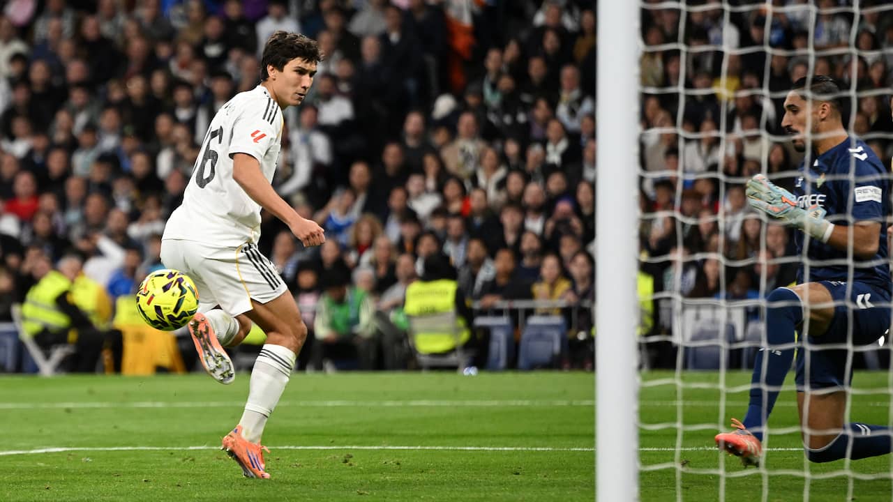 Real blijft met simpele zege in spoor Barça, dure nederlaag negental ...