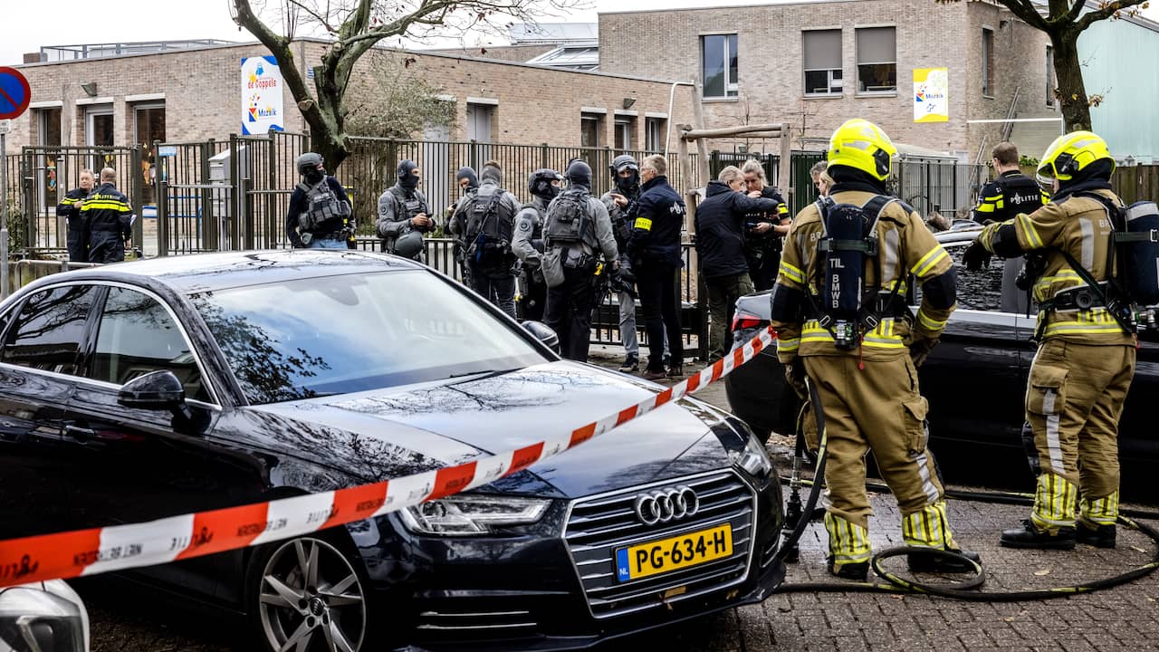 Basisschool Oisterwijk doorzocht op explosief, klopjacht op agressieve ...