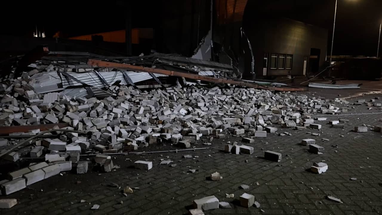 Storm Louis sleurt zijgevel Van der Valk-hotel Drachten mee en blaast bomen om | Binnenland | NU.nl