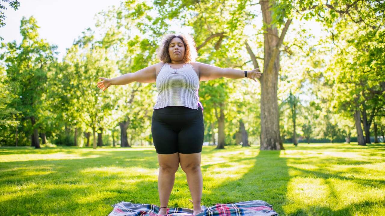 Pleisters, fietsbroekjes of zalf: zo deal je met schurende dijen ...