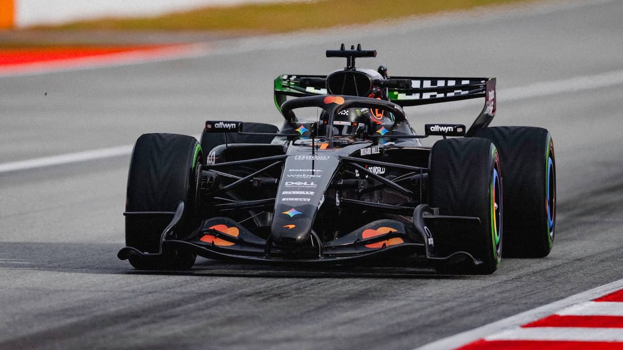 Wereldkampioen Norris na eerste testdag in nieuwe McLaren: 'Het voelt ...
