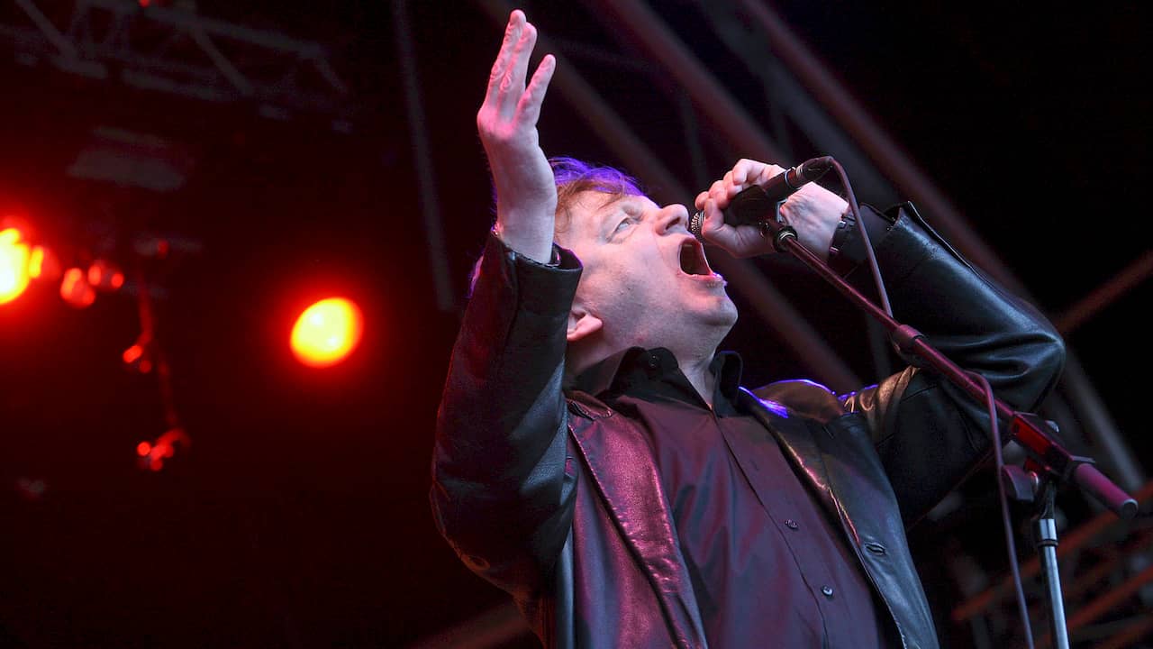The Fall-zanger Mark E. Smith (60) stierf aan gevolgen van kanker ...