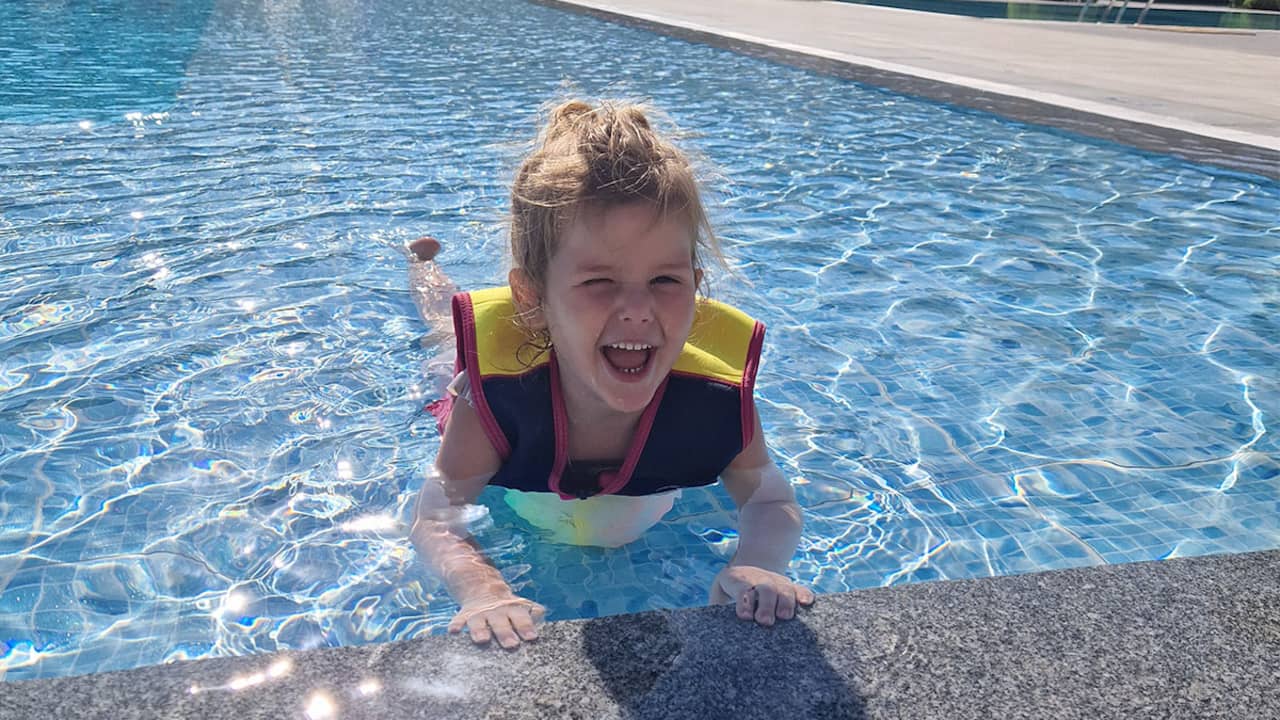 Olivia (5) over haar droomvakantie: ‘Er waren wel zeven zwembaden ...