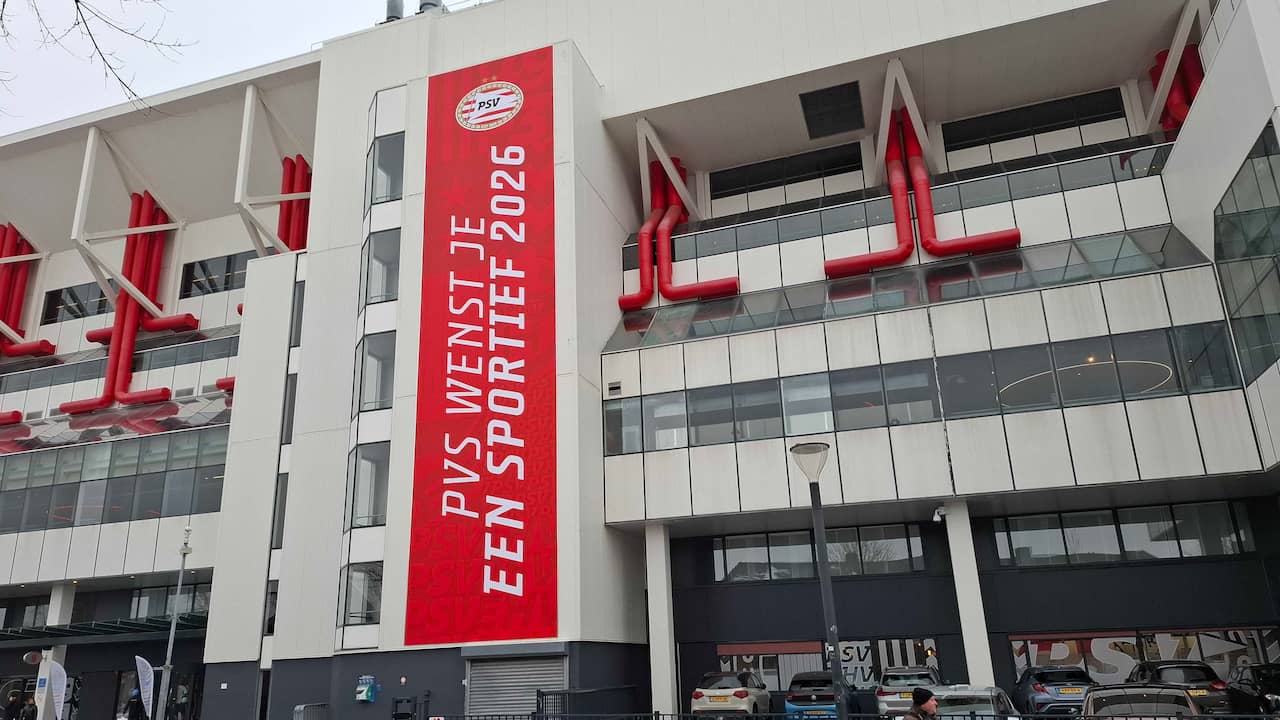 'Blunder' op PSV-spandoek blijkt stunt om aandacht te vragen voor zzp ...