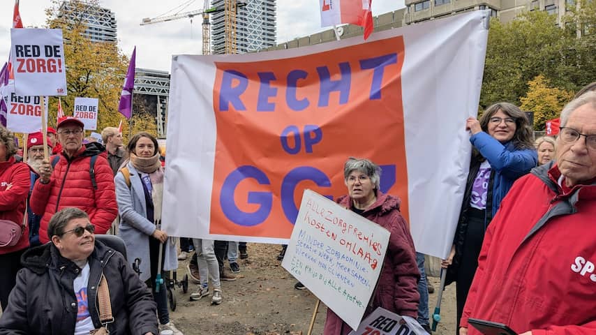 Te lang wachten in de ggz: patiënten en naasten dagen Staat voor de ...