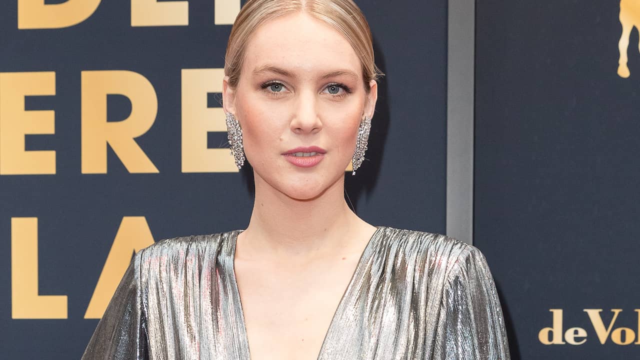 Ares-actrice Lisa Smit zou nooit lid worden van een studentenvereniging ...