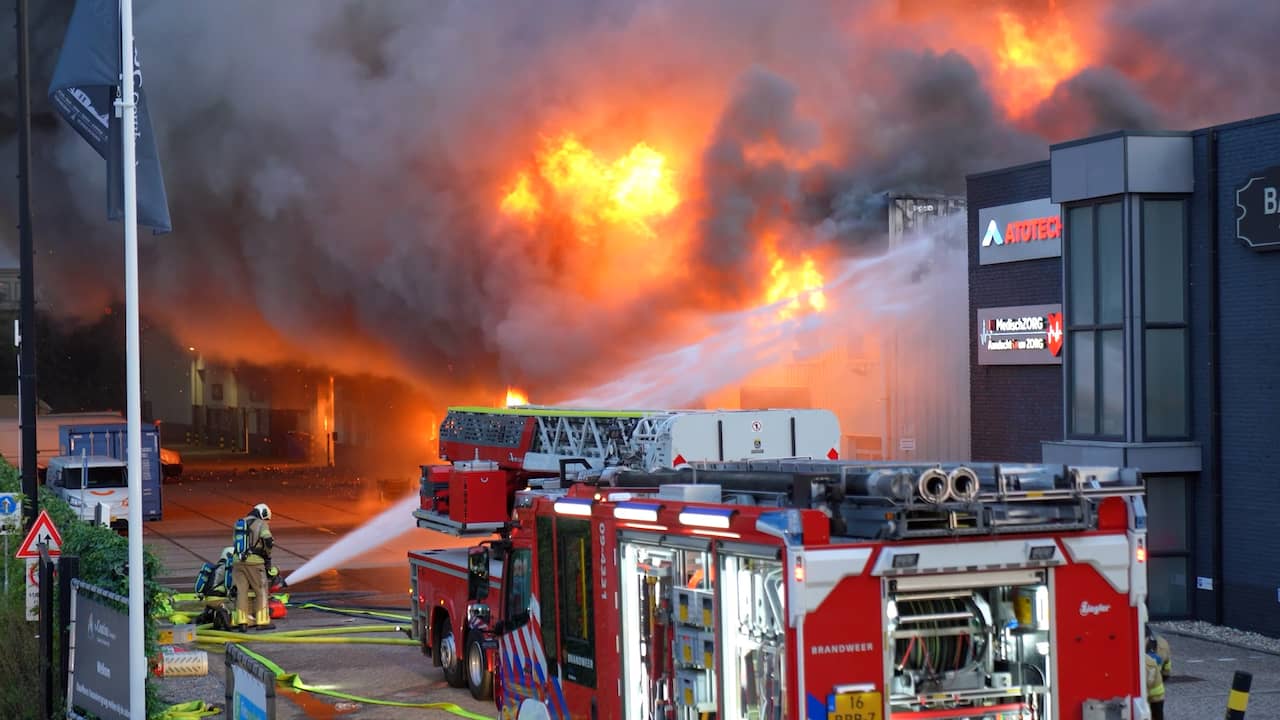 Zeer grote brand op industrieterrein De Meern waar onlangs ook brand ...