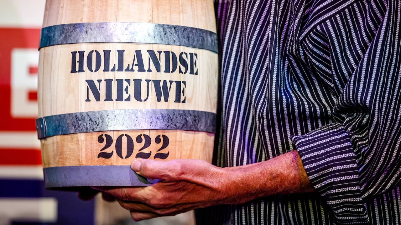 Eerste vaatje haring van het jaar voor recordbedrag van 113.500 euro ...