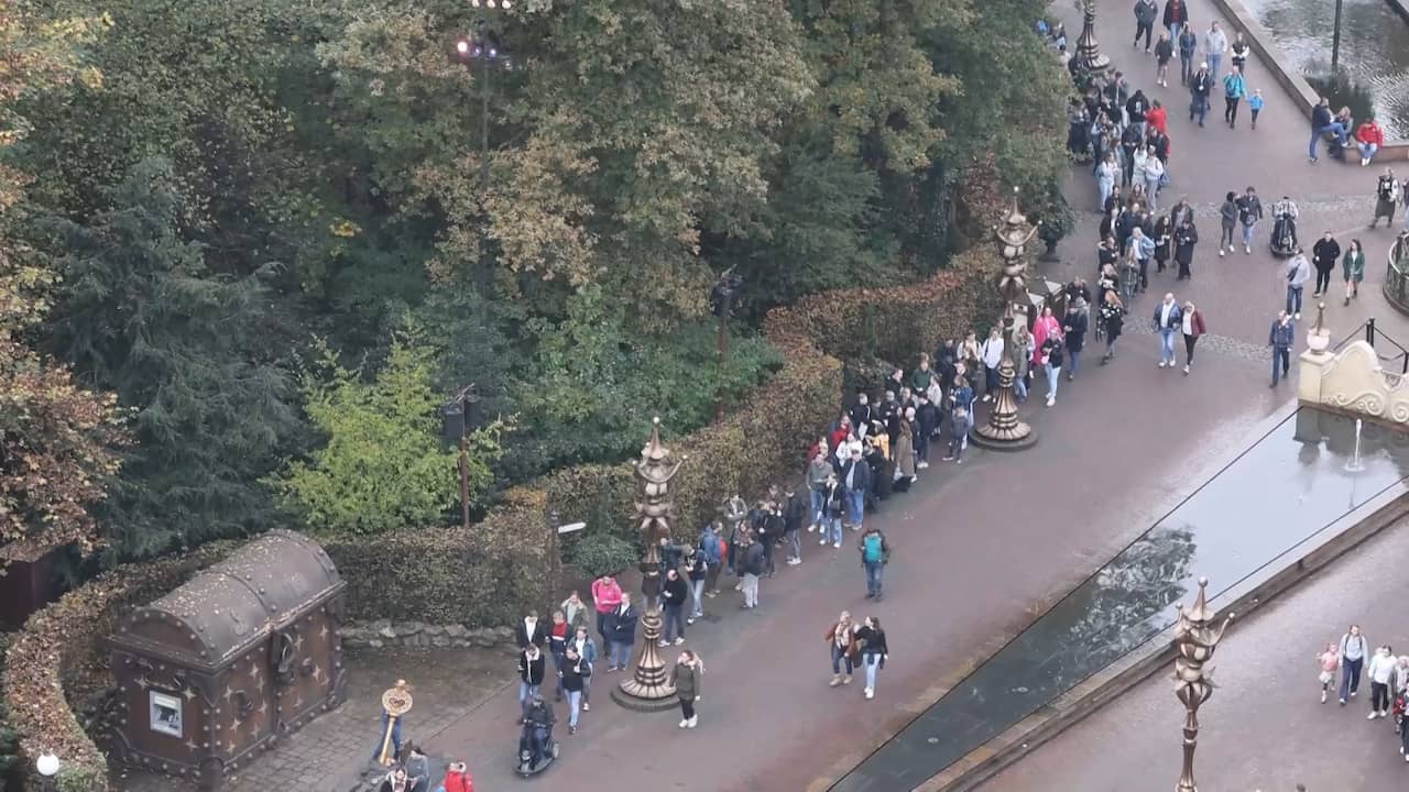Efteling-bezoekers staan vier uur in de rij voor nieuwe attractie Danse ...
