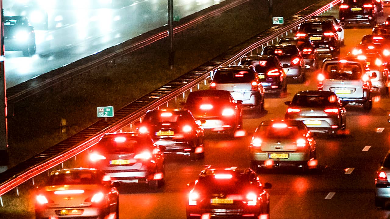 Storm Ciarán kan lange files veroorzaken, nog geen hinder op het spoor ...