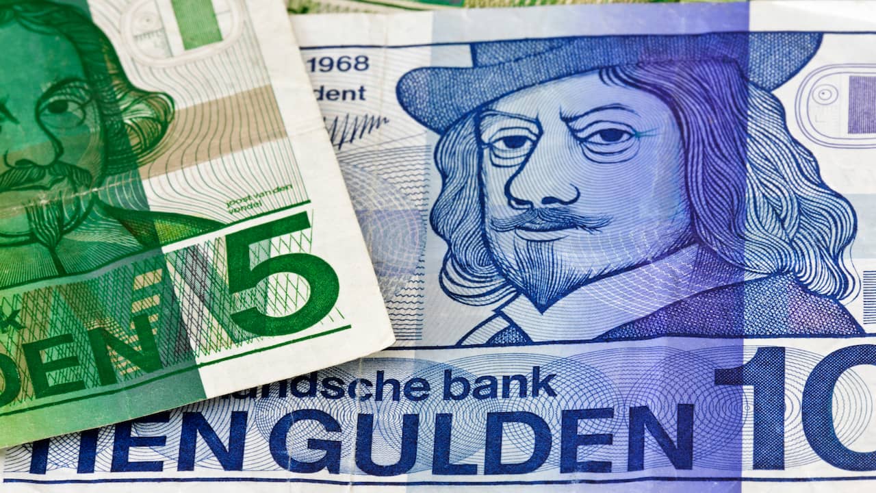 Tot 1 mei nog 11,34 euro voor een geeltje: heb jij nog guldens in huis ...