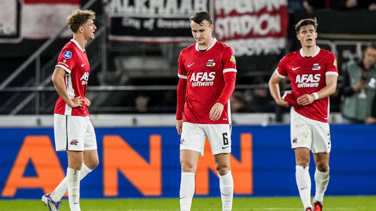 AZ geeft twee keer voorsprong weg tegen PEC en grijpt naast tweede plaats | Voetbal | NU.nl