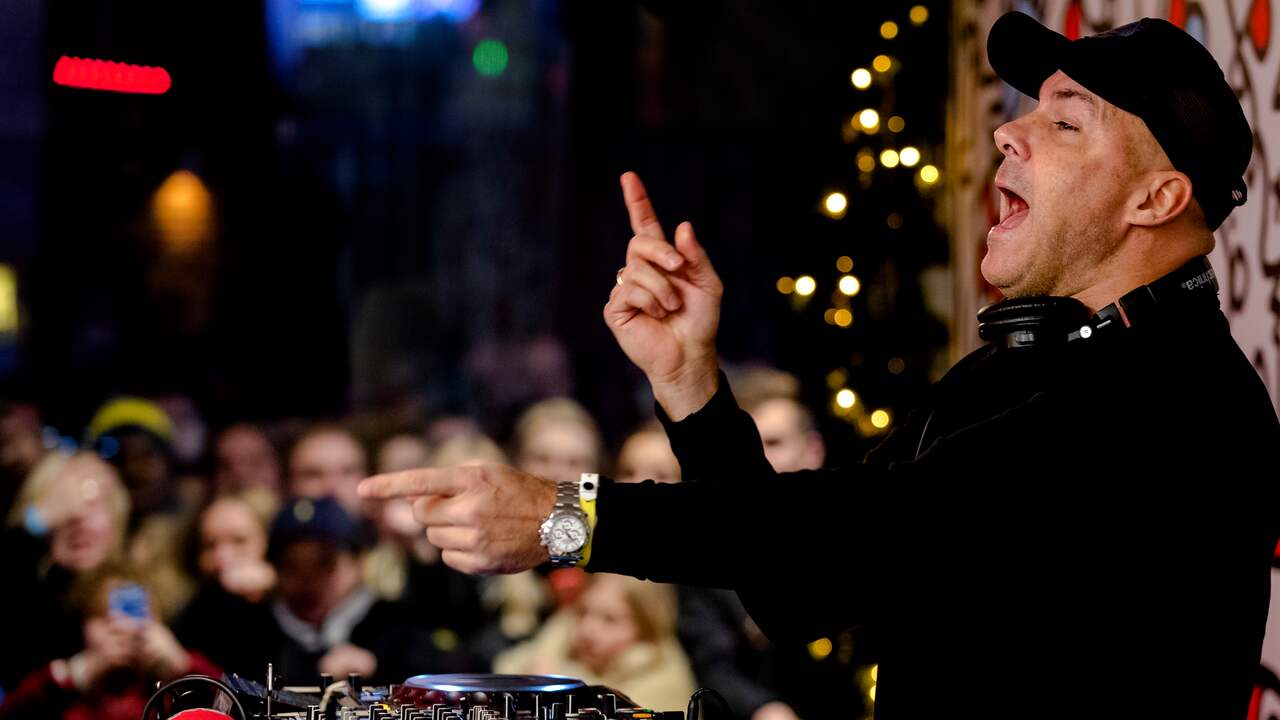 Mental Theo treedt op bij Das Coen und Sander Fest | Achterklap | NU.nl