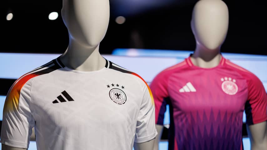 Duitse ministers boos dat voetbalbond adidas inruilt voor Nike ...