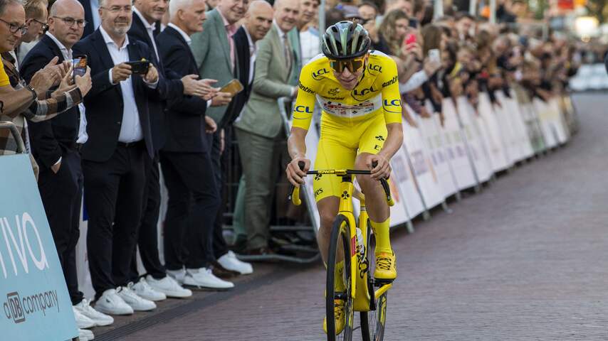 Fries Surhuisterveen loopt uit voor Tour de France-winnaar Pogacar ...