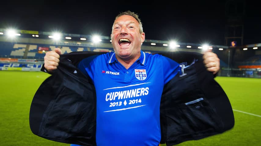 FC Utrecht-coach Ron Jans gaat met pensioen: 'Nu lekker fietsen op de ...