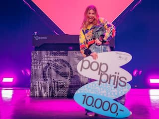 Acht nummers van nieuw album Roxy Dekker in top tien Spotify: 'Niet ...