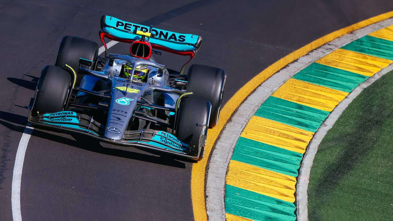 Begint de leegloop van personeel bij Mercedes zich te wreken? | NU+ Formule 1 | NU.nl