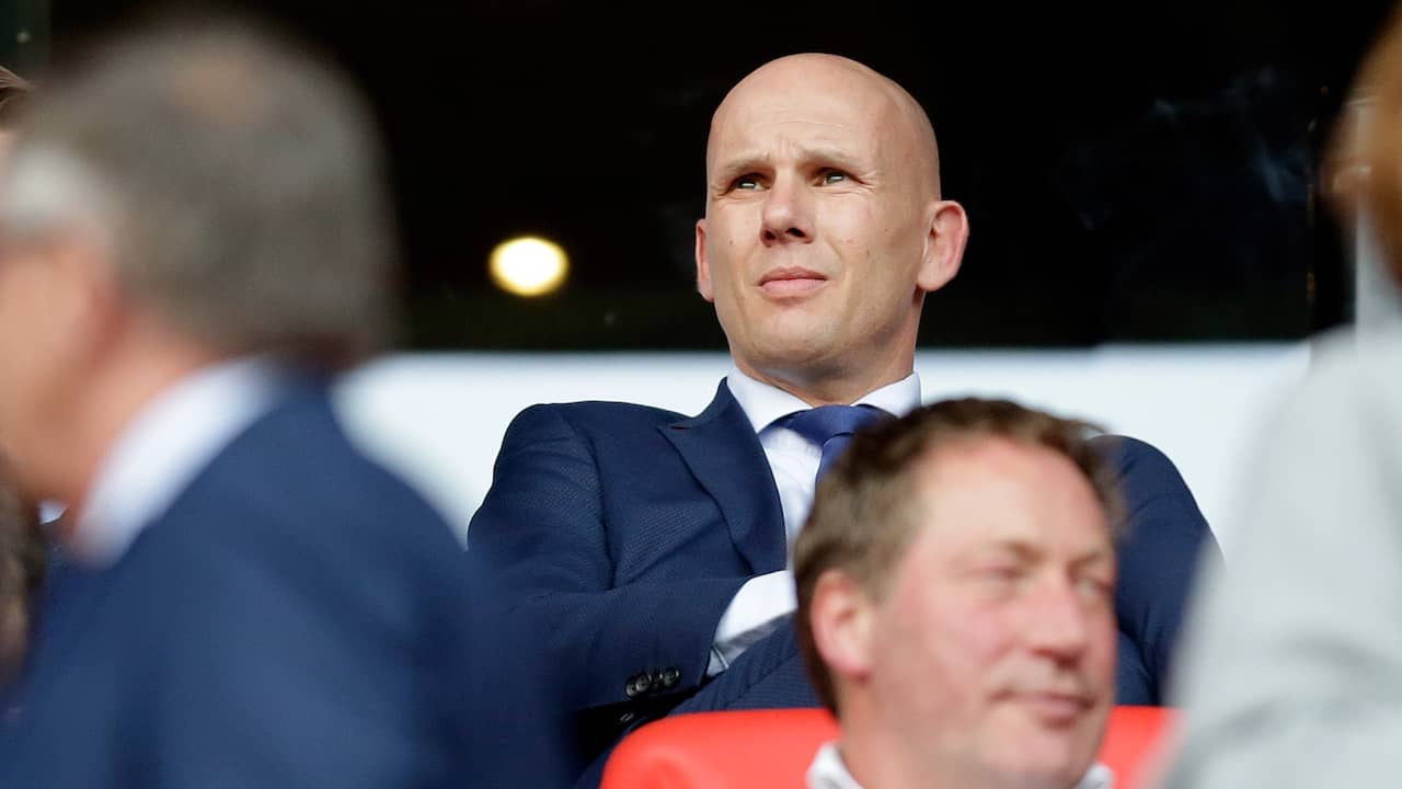 Jan van Halst voorgedragen als vervanger Danny Blind in rvc van Ajax ...
