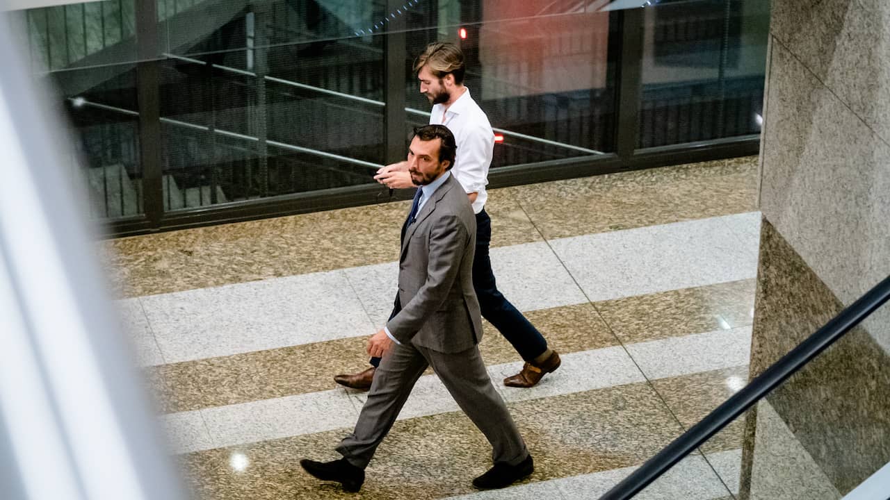 'FvD-jongeren versturen nog steeds antisemitische berichten' | Politiek ...