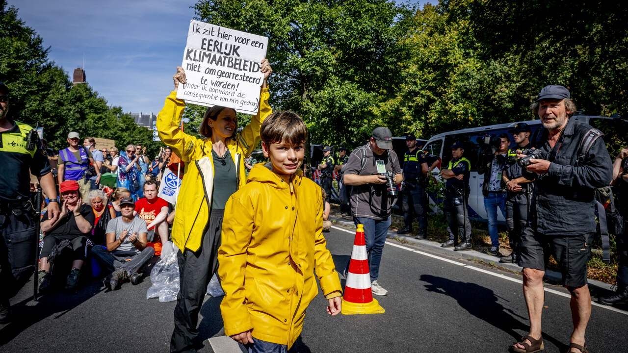 Extinction Rebellion wil op 30 december A10 blokkeren bij voormalig ING ...