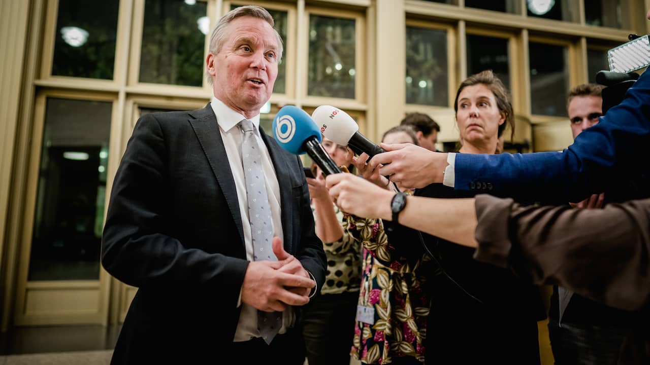 Gemeenten krijgen 2.500 euro per extra opvangplek, dwang als dat niet ...
