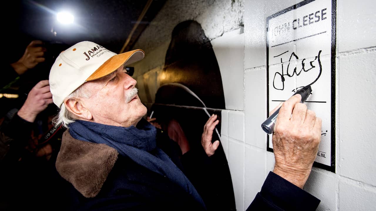 Quote uit Monty Python opgenomen in Dikke Van Dale | Binnenland | NU.nl