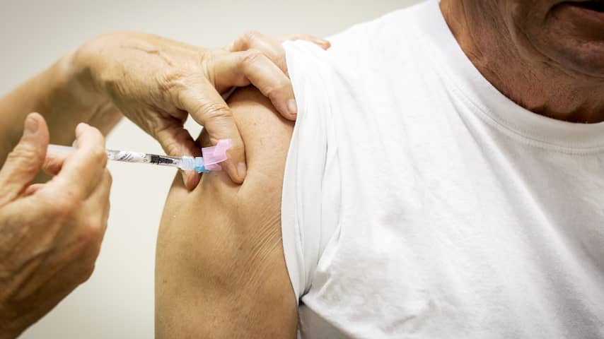 Meer Nederlanders met knokkelkoorts, maar vaccin is (nog) niet voor ...