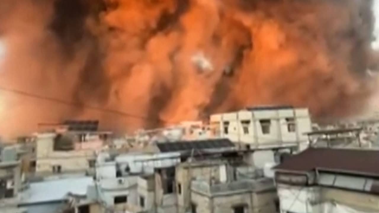 Omstander filmt explosie in Beiroet na luchtaanval Israël | NU.nl