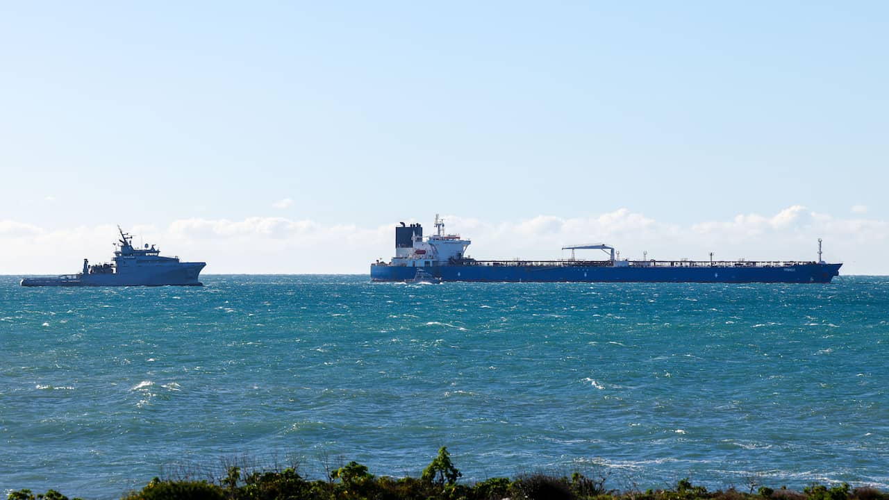 Brussel komt met nieuwe sancties tegen Russische olie-export per schip ...