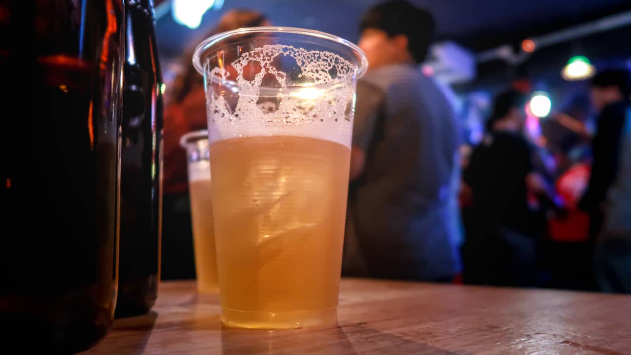 Pilsje raakt verder uit de gratie in krimpende biermarkt | Economie | NU.nl