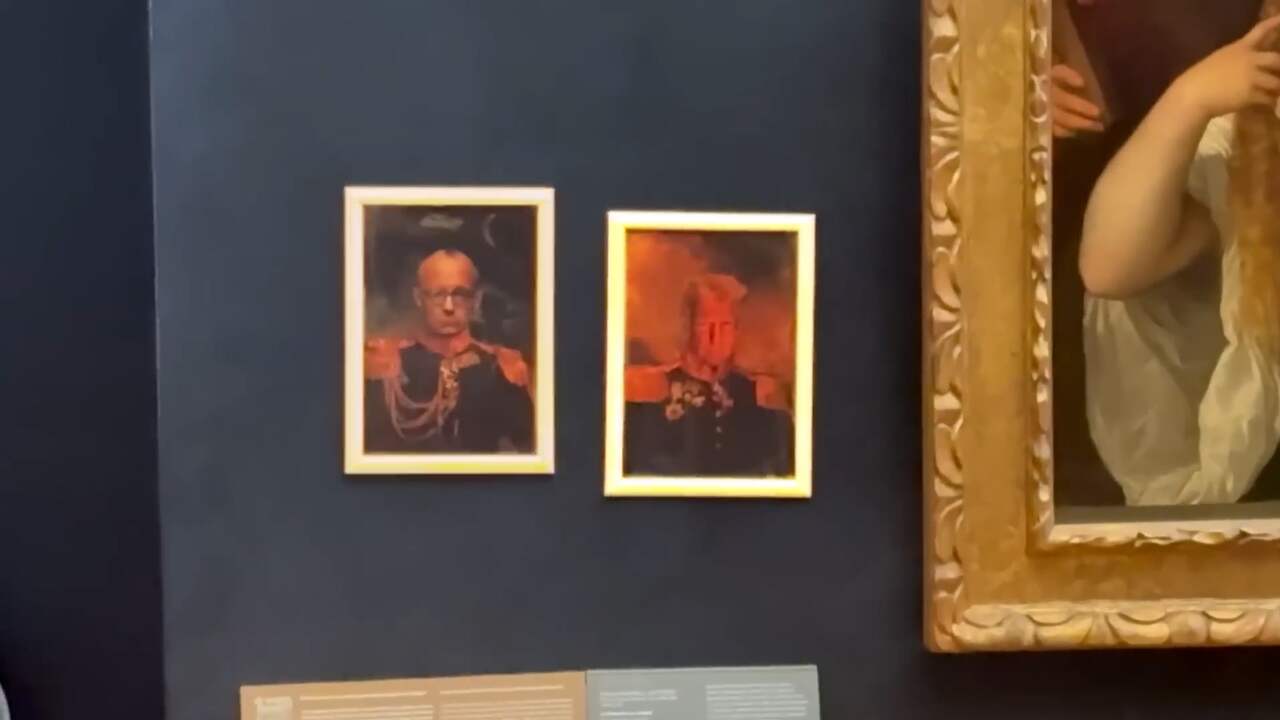 Duitsers hangen foto's van Trump en Merz vlakbij Mona Lisa in Louvre ...