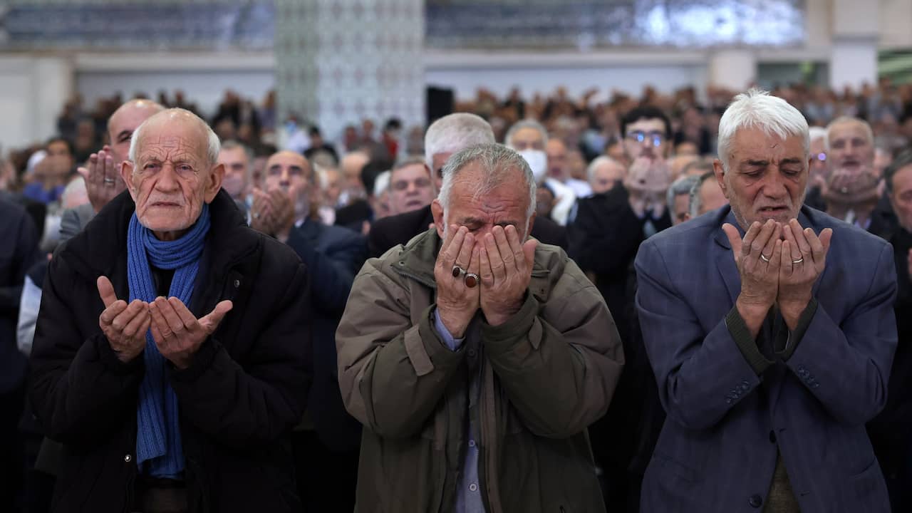 Hoop en angst in Iran: 'Zal dit het einde van het islamitische regime ...