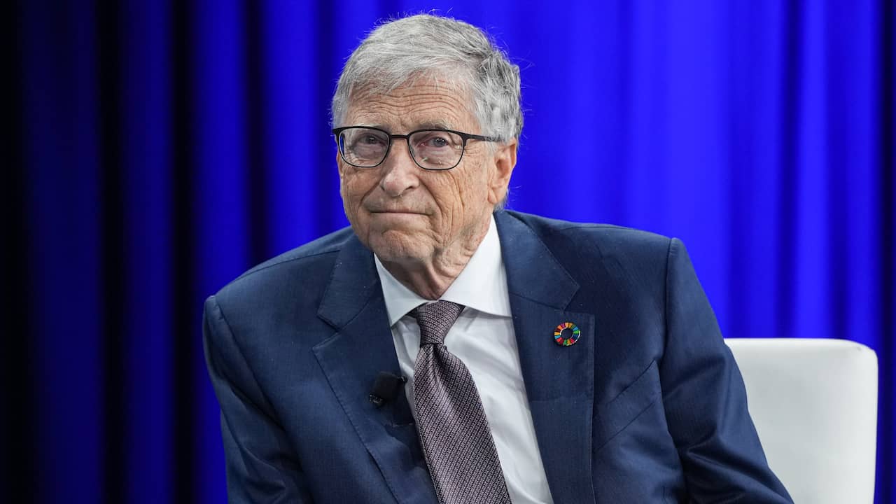 Bill Gates wil sneller dan gepland van 200 miljard dollar af | Economie ...
