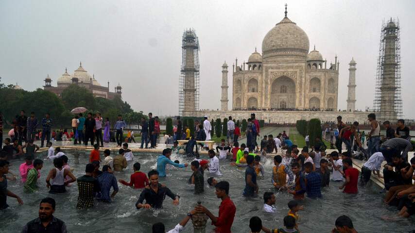 Doden en daklozen door moesson in India | Buitenland | NU.nl