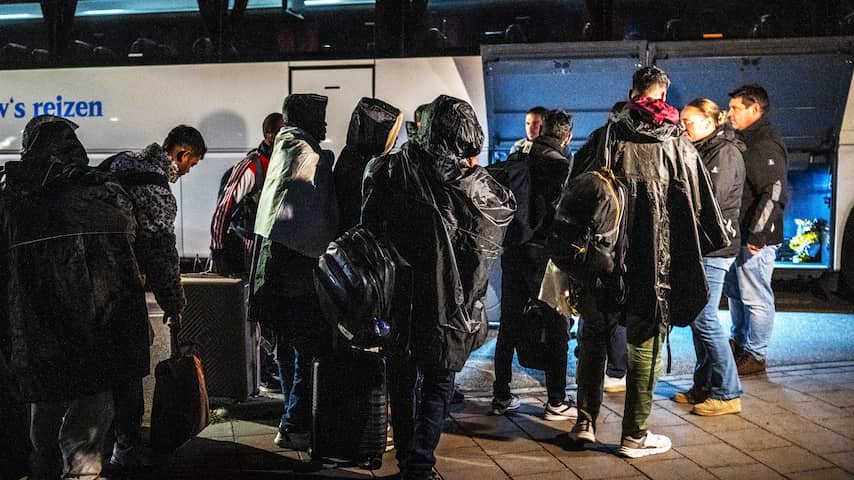 Burgemeesters over nachtopvang voor vol Ter Apel: 'Te veel gemeenten ...