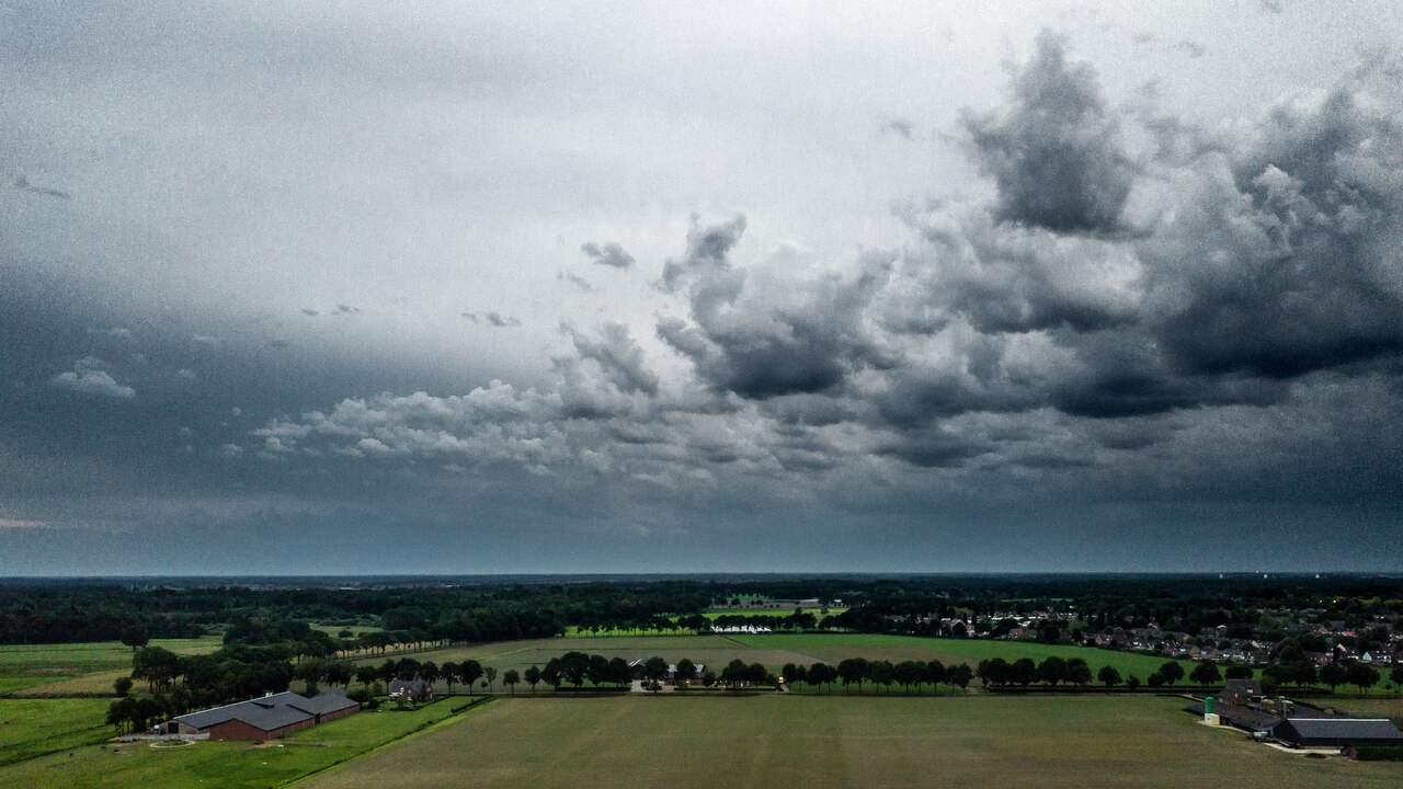 Weerbericht | Bewolking en buien in eerste helft van de dag, pas later droog | Weerbericht | NU.nl