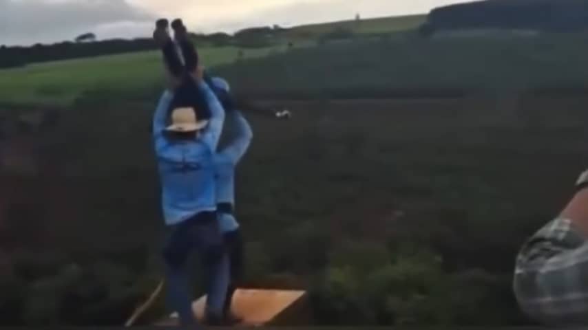 Vrouw (21) omgekomen bij bungeejumpen in Brazilië doordat touw niet ...