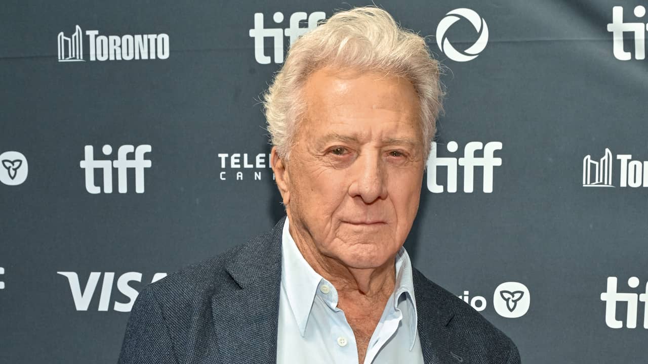 Acteur Dustin Hoffman (88) schrijft een boek over zijn leven | Boek ...