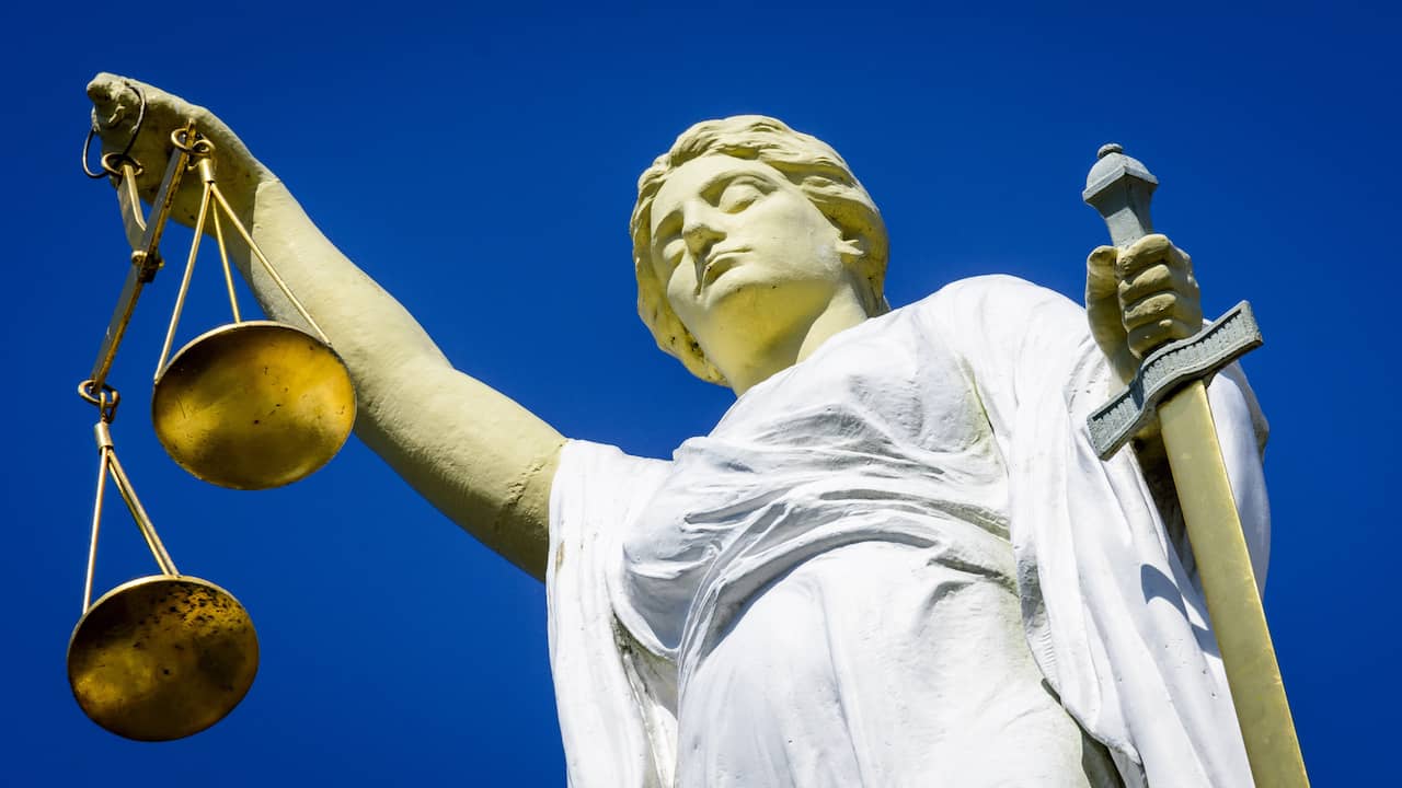 Vier jaar cel en tbs geëist tegen man (21) voor verkrachtingen en aanrandingen | Misdaad | NU.nl