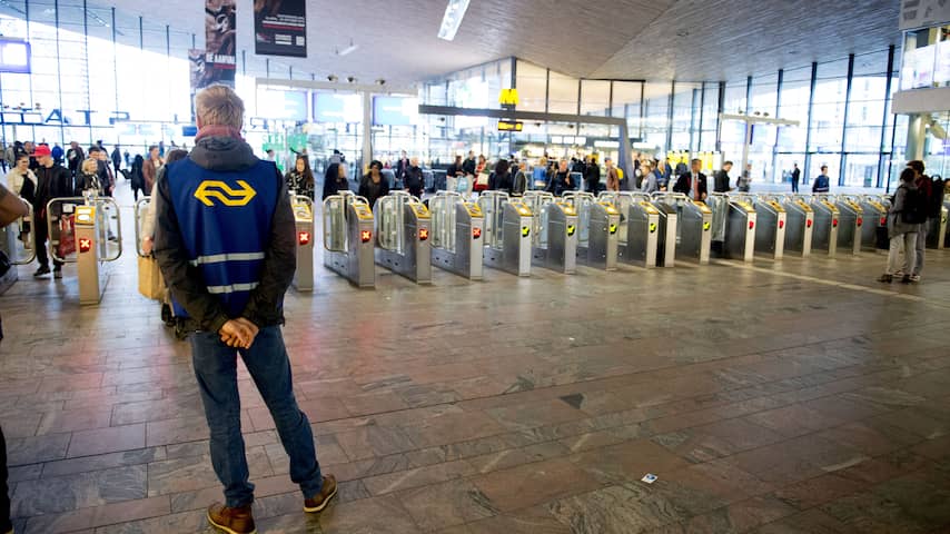 Storing reisinformatie NS over, wel nog problemen met inchecken met ...