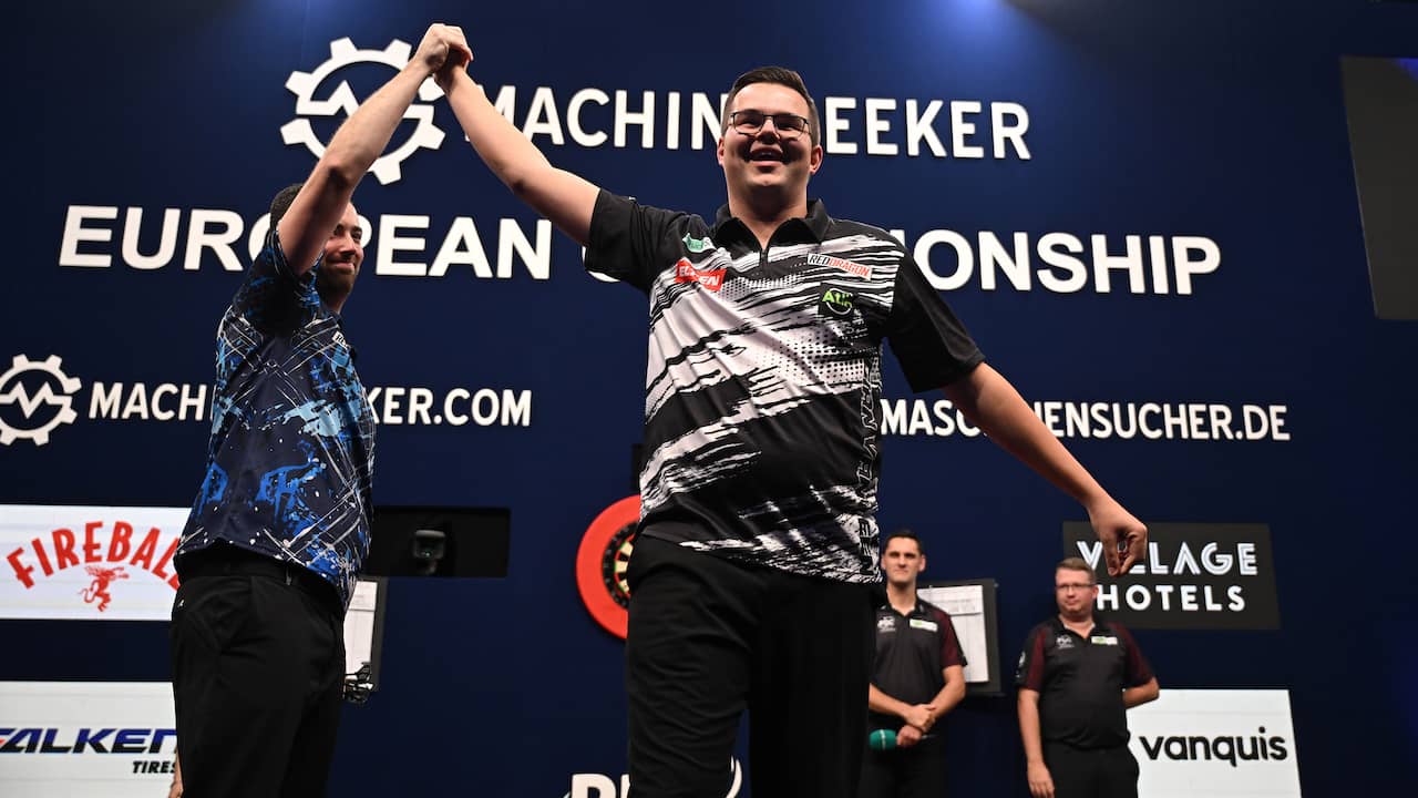 Gian van Veen verovert eerste grote dartstitel met zege op Humphries in ...