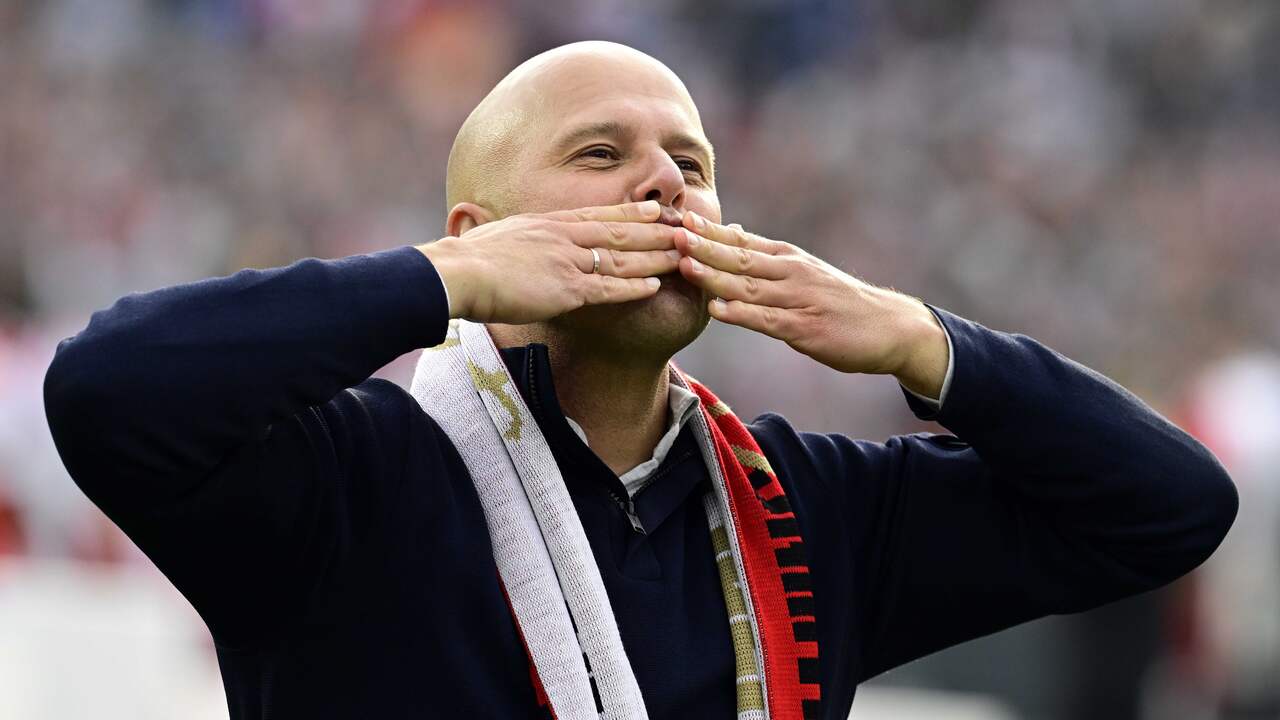 Slot geniet na nat pak van titel met Feyenoord: 'Was niet de leukste ...