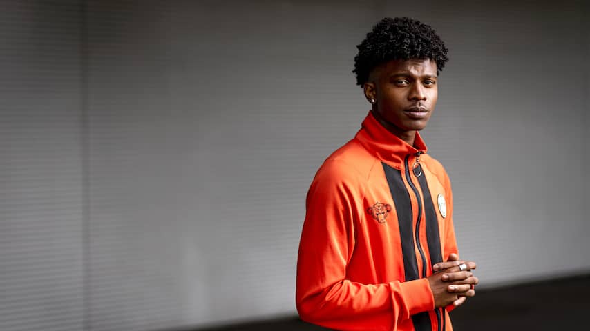 Toneelspeler Daniël Kolf wint Theo d'Or voor rol in De dood van Benny ...