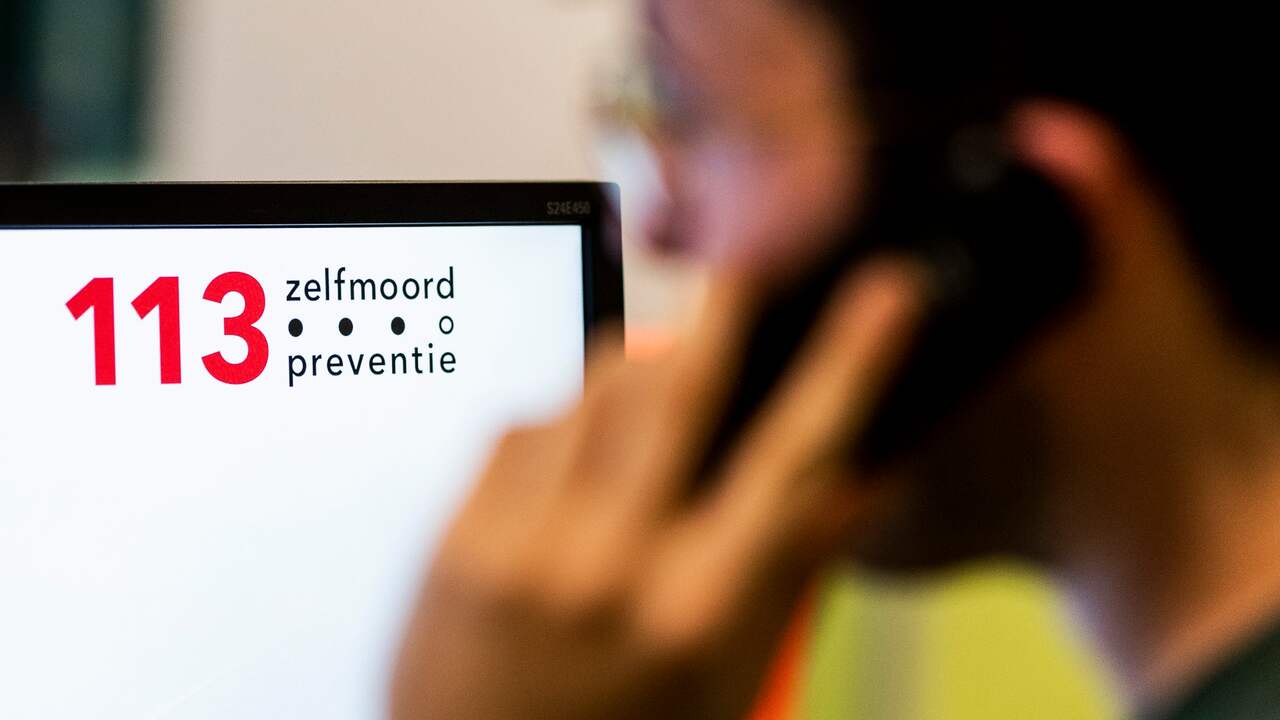 Aantal gesprekken met hulplijn 113 gestegen, impact corona terug te ...