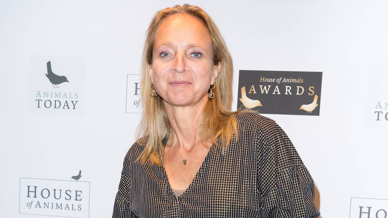 Floortje Dessing behandeld voor endometriose: 'Nog nooit zoveel paniek ...